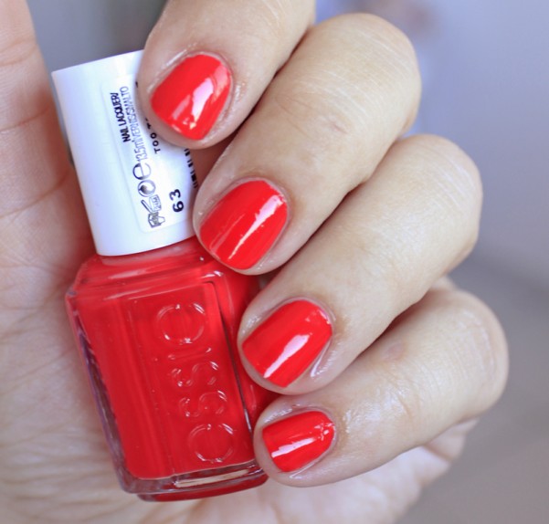 Essie lakovi: Too Too Hot, Exotic Liras i Bordeaux ⋆ Makeup&more ...