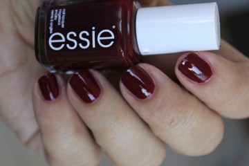 Essie lakovi: Too Too Hot, Exotic Liras i Bordeaux ⋆ Makeup&more ...
